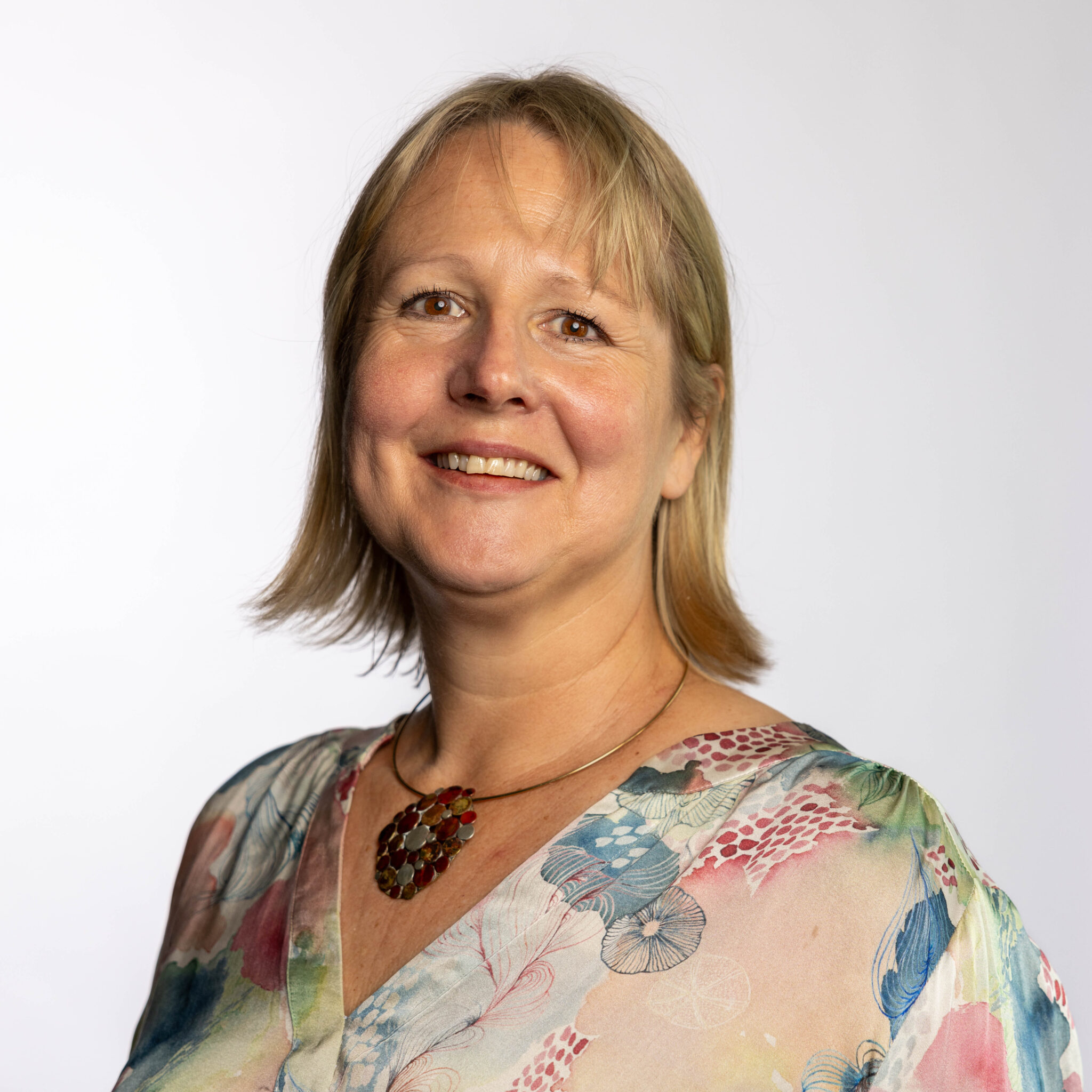 Sarah Reeves - Petrogenium